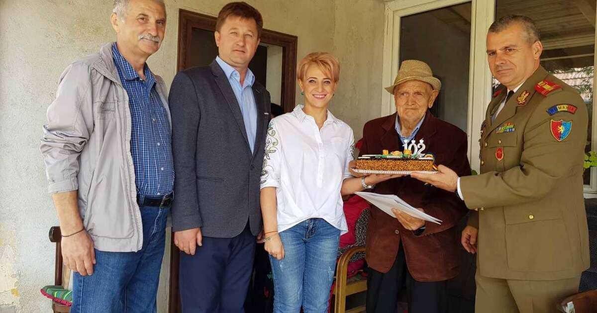 Alături de veteranul Gergely Simion Ioan la 102 ani - ARADON