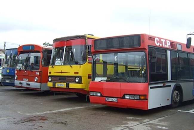 Vând autobuzele la fier vechi - ARADON