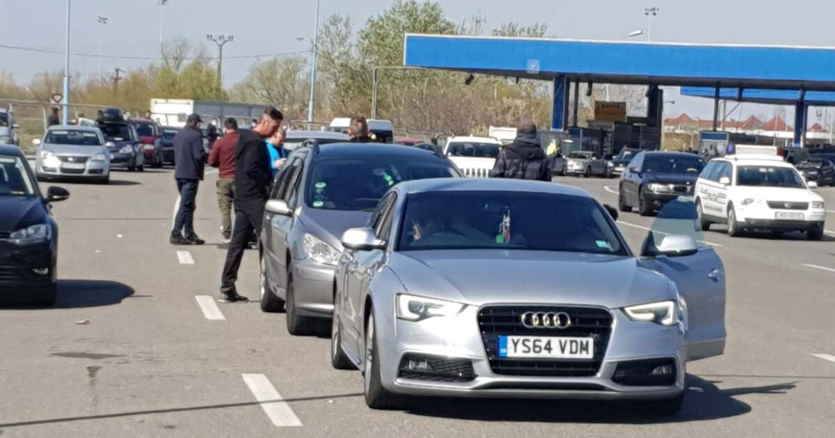 Trei ore de așteptare la intrarea în România prin PTF Nădlac I și 40 de ...