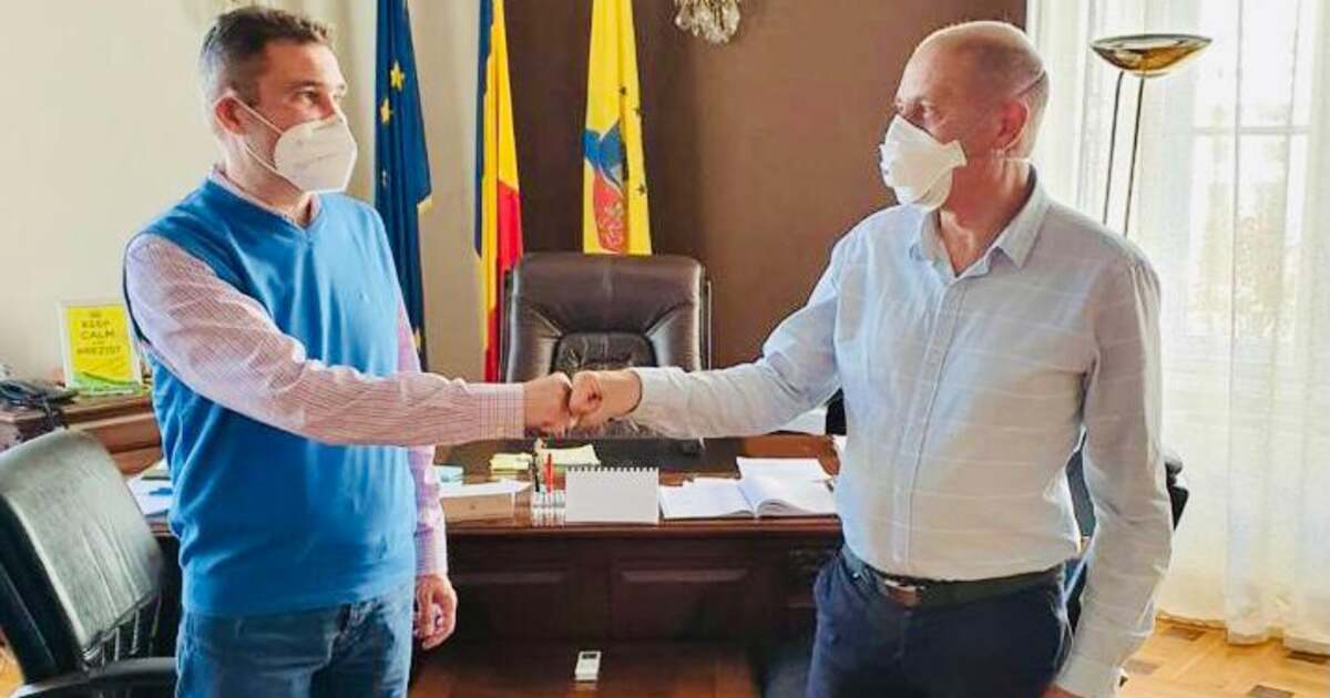 Dr. Virgil Musta a venit la Arad. Se discută un proiect comun pentru ...