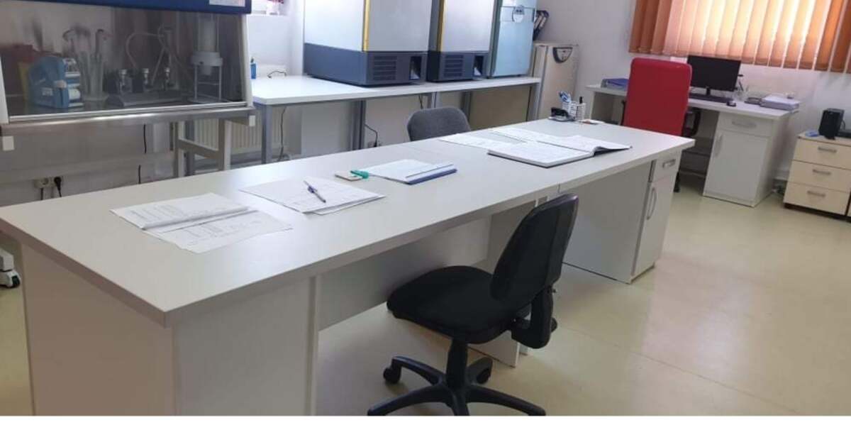 Sponsorizare cu mobilier pentru laboratorul DSP - ARADON