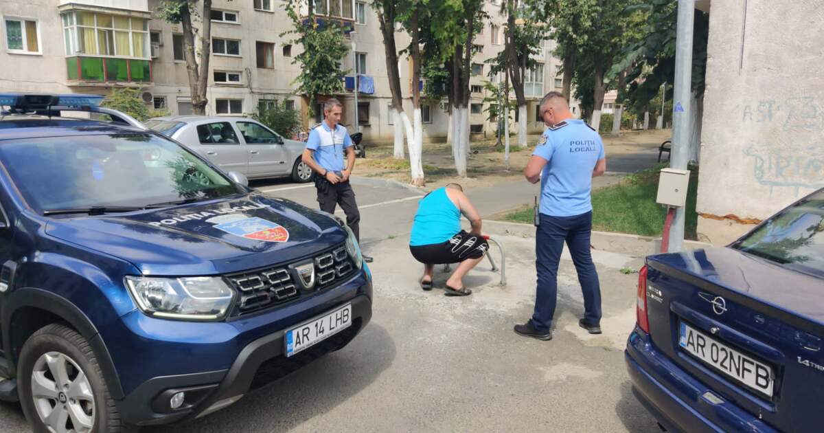 Un arădean și-a amenajat propriul loc de parcare, în Vlaicu - ARADON