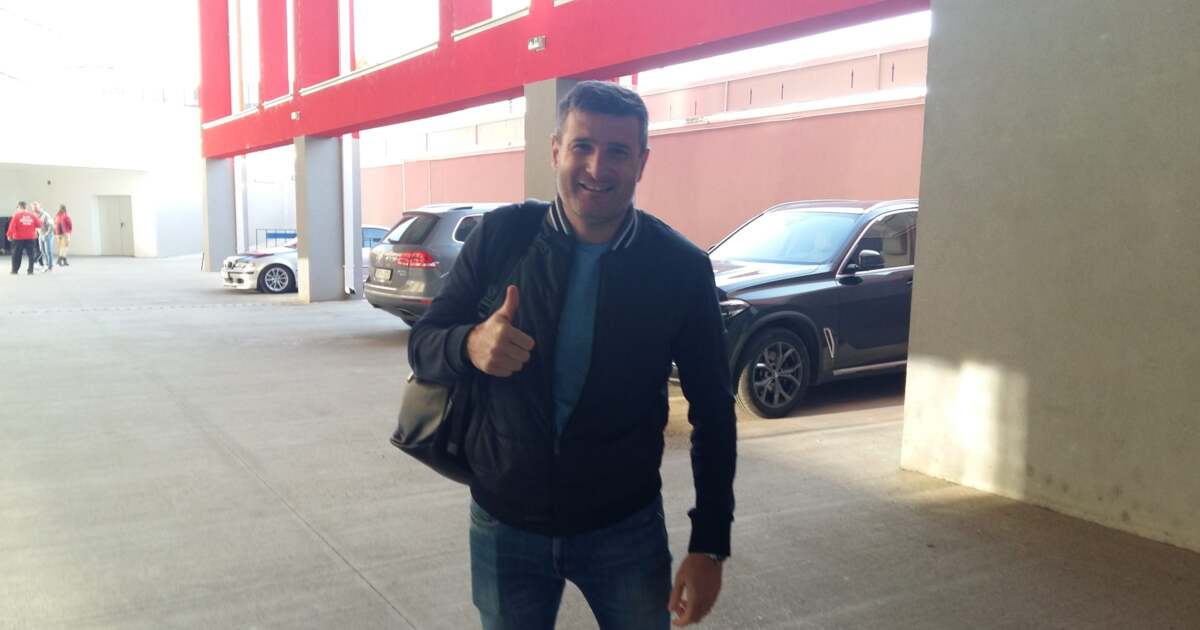 EXCLUSIV! Balint a ajuns la stadion! La fel și antrenorii secunzi! - ARADON