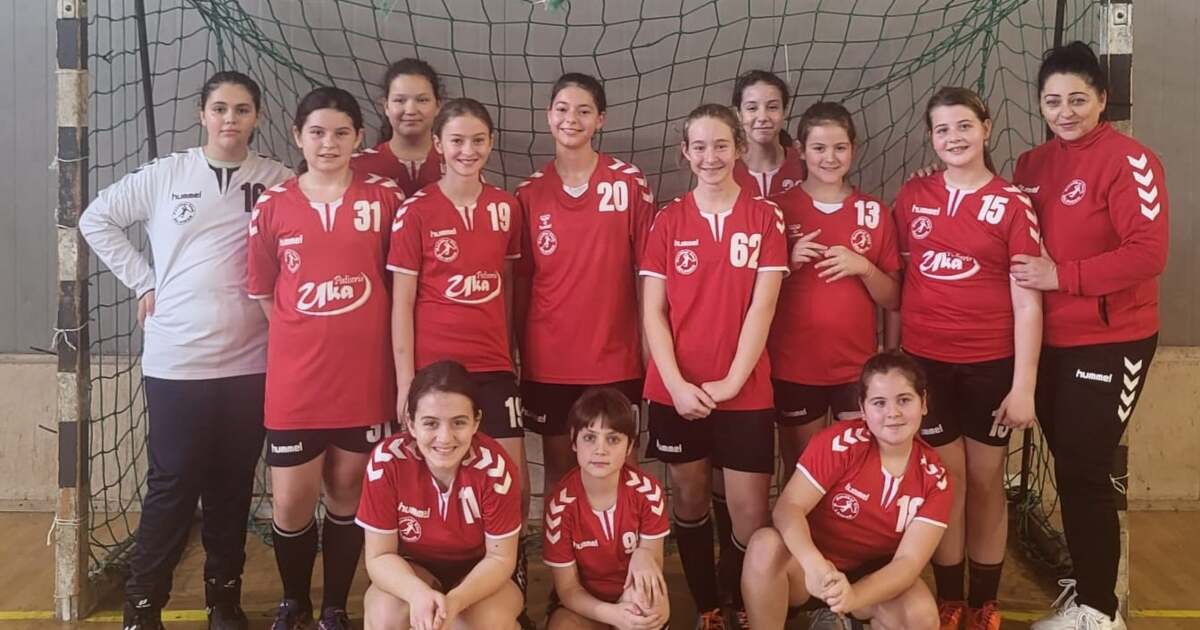 Fetele de la HC Beldiman, primele pe semicerc - ARADON