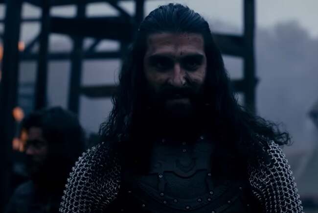 Actorul român care îl joacă pe Vlad Țepeș în ultimul serial de succes ...