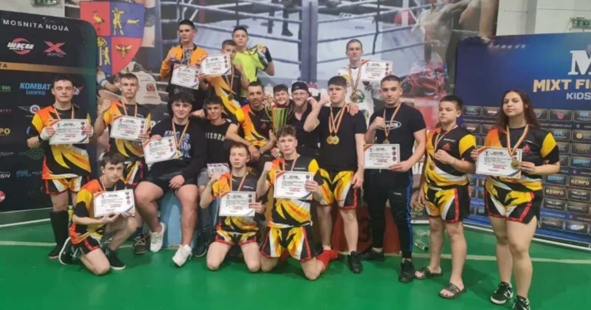 10 kickboxeri de la Blitz Team printre învingători - ARADON