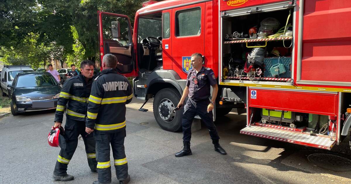 Un scurt-circuit a pus pe jar pompierii - ARADON