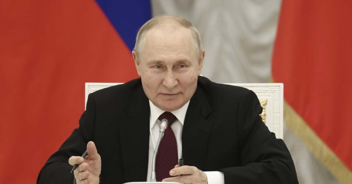 Putin a promulgat legea prin care Rusia se retrage din Convenţia-cadru ...