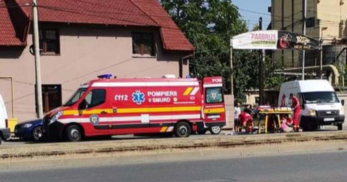 Femeie în scaun cu rotile, lovită de mașină pe Iuliu Maniu - ARADON