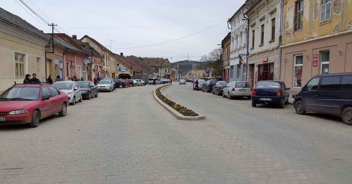 Tâlhăriți de un copil de 16 ani, la Lipova. „Ai să lelom banii!” - ARADON