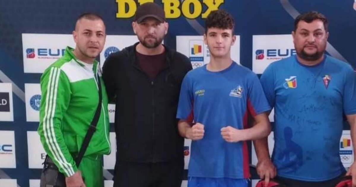 Argint balcanic pentru boxerul Andrei Marcu! - ARADON