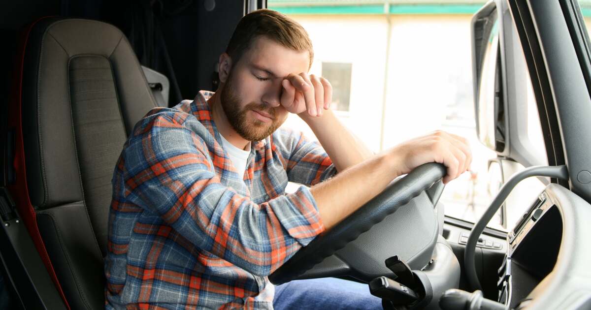 Combate oboseala la volan: 10 sfaturi pentru șoferii de tir - ARADON