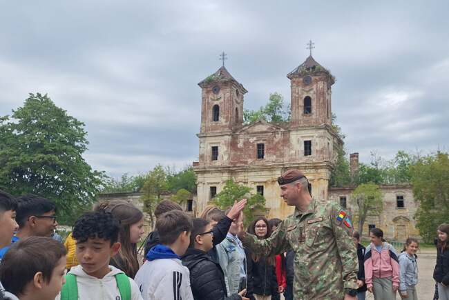 FOTO. Cetatea Aradului, luată cu asalt de Ziua Porţilor Deschise - ARADON