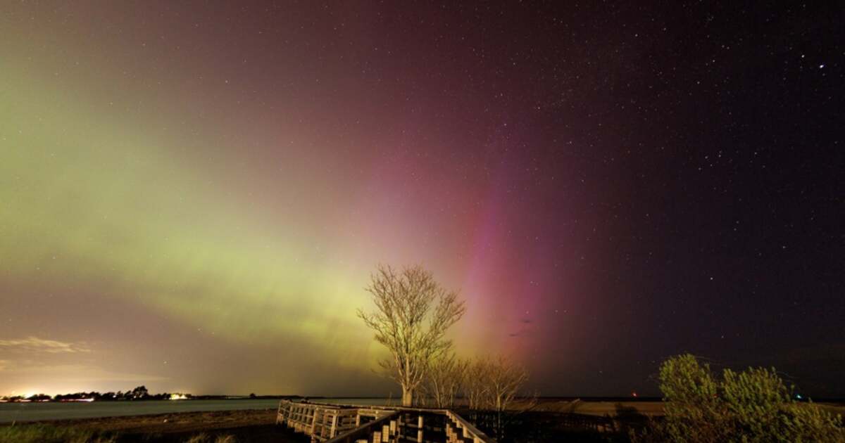 Furtuna solară extremă şi aurore boreale spectaculoase continuă şi în ...