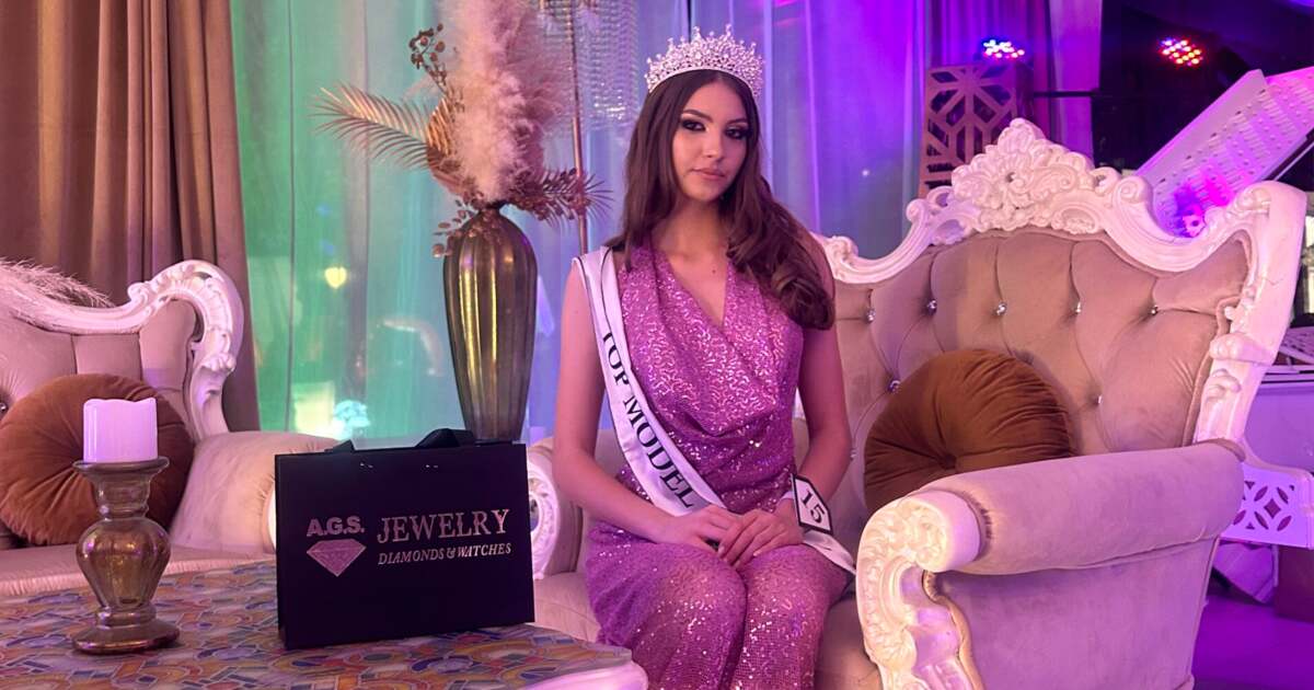 FOTO-VIDEO. Arădeanca Giulia Popa, desemnată Top Model România 2024 ...