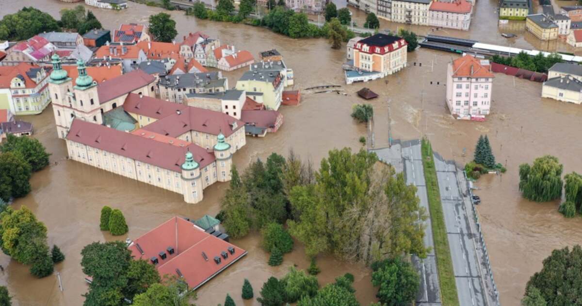 Furtuna Boris: Pompier mort în inundaţiile din Austria. Un deces în ...