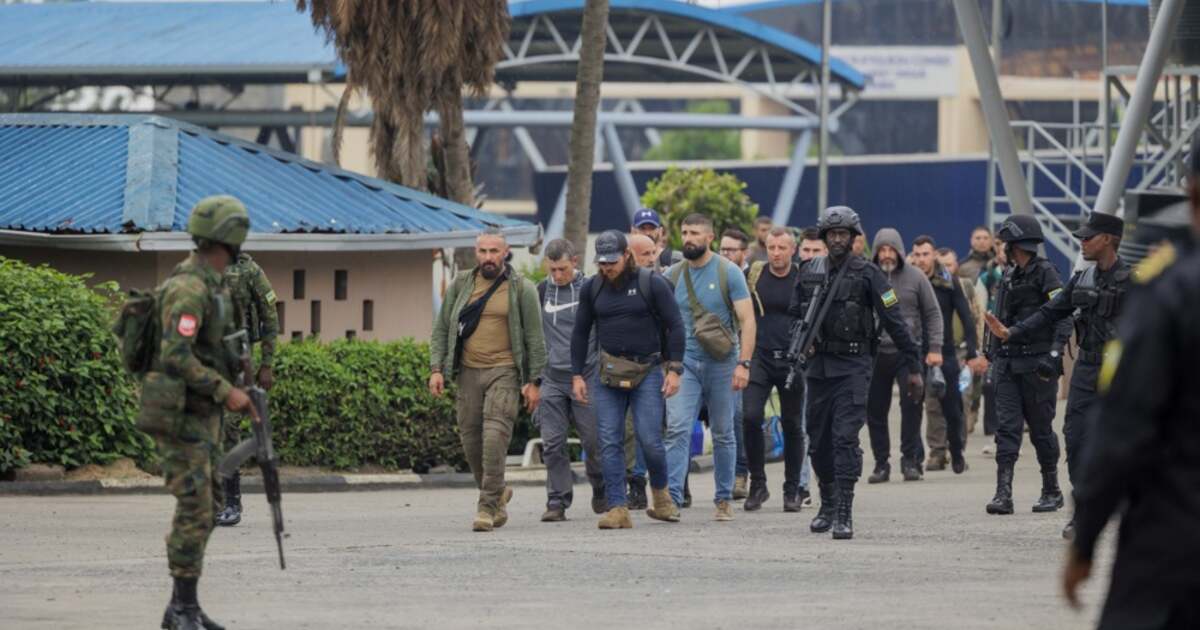 Mercenari români din R. D. Congo, evacuați prin Rwanda - ARADON
