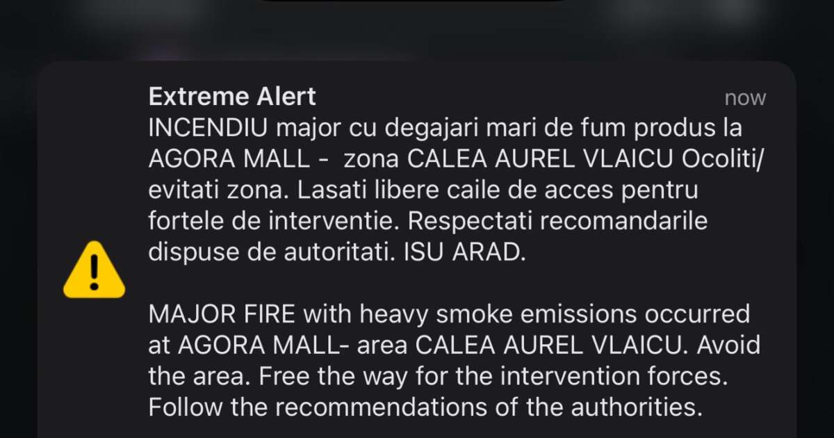 Mesaj RO-Alert pentru incendiul violent de la Agora Mall Arad! S-a ...
