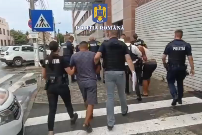 Patru reținuți, după o „avalanșă” de spargeri în Vladimirescu - ARADON