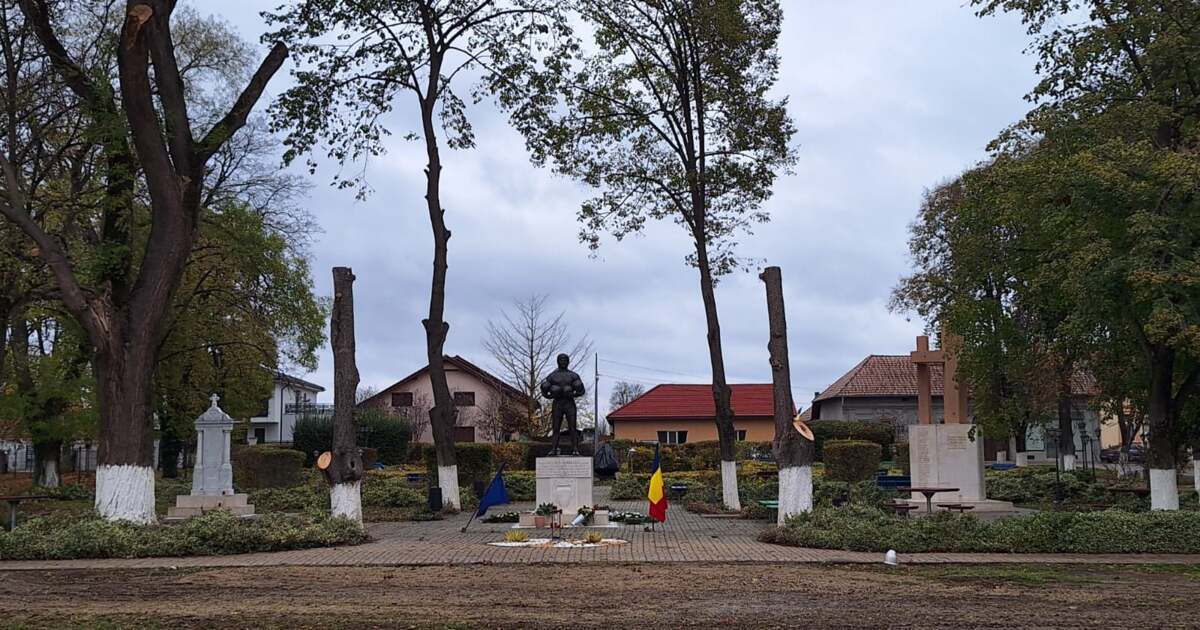 Trei monumente și o zi plină de emoție, la Semlac - ARADON