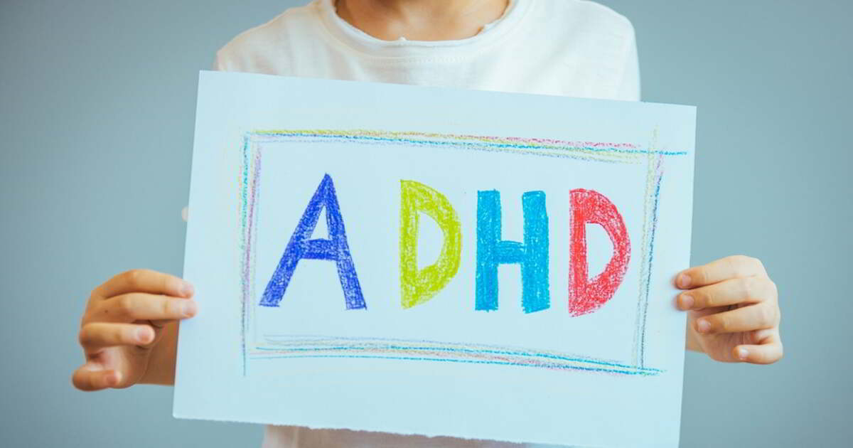 Cum se manifestă ADHD la copii și adulți și care sunt cauzele posibile ...