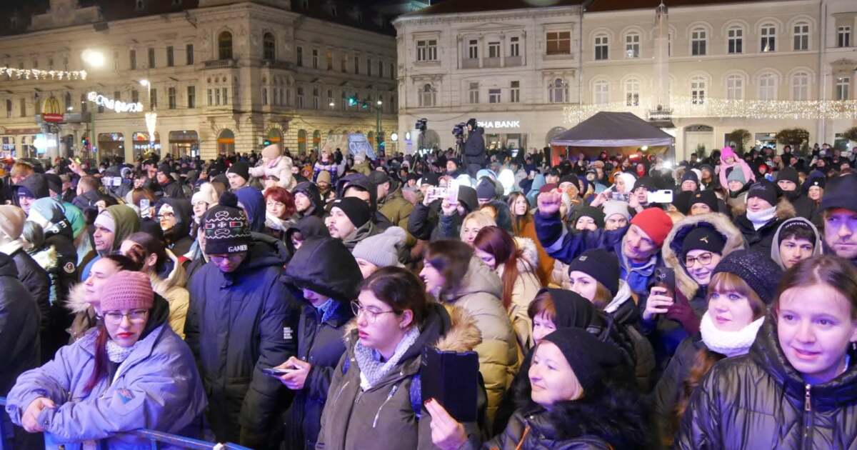 Au marcat trecerea dintre ani în centrul orașului - ARADON