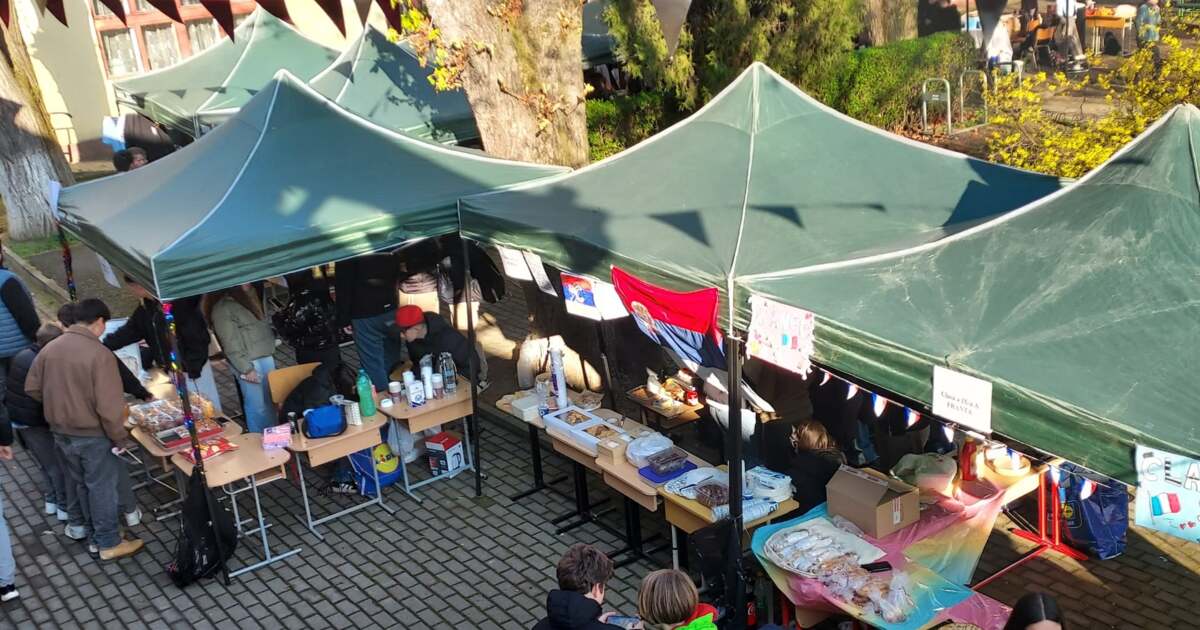 Foto. FrühlinGsFest la Liceul German - ARADON
