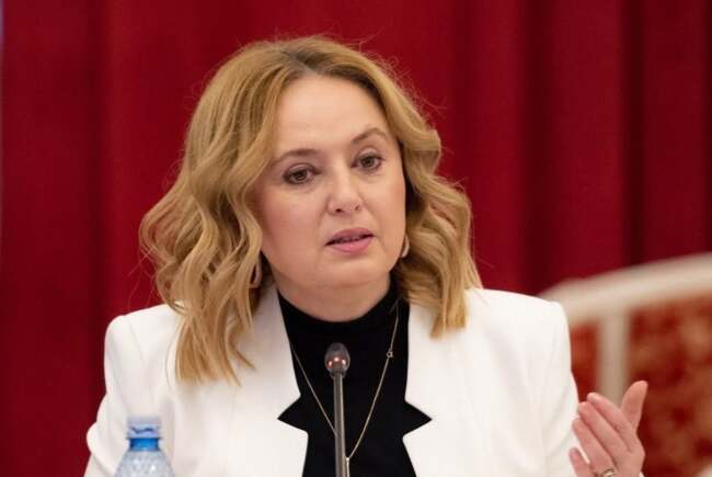 Consultări la Cotroceni/ Cosmina Cerva - propunerea de premier din ...